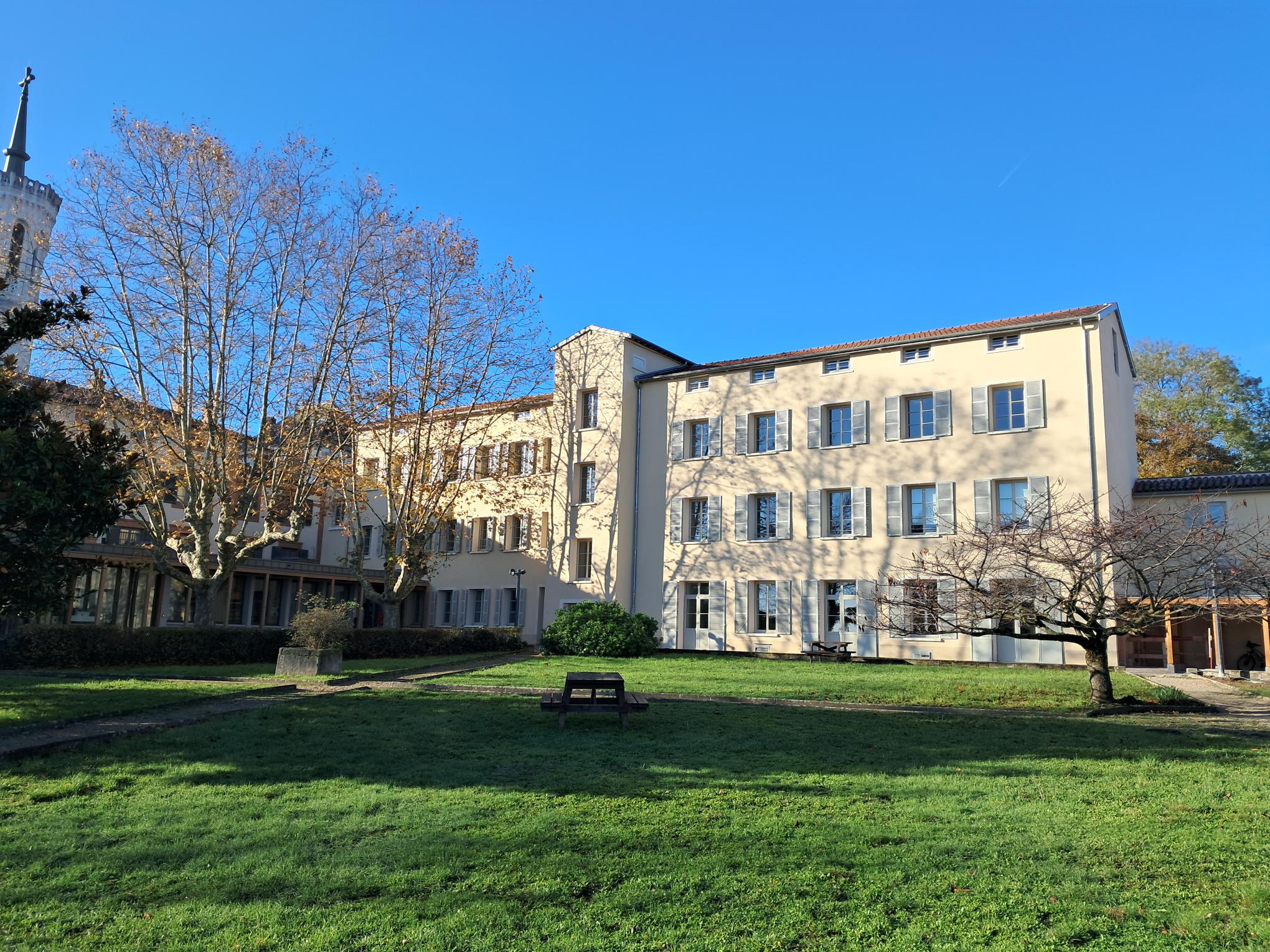 JEAN MOOS - ECAM LASALLE - Groupe MOOS